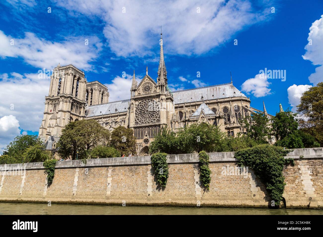 Seine and Notre Dame de Paris is the one of the most famous symbols of ...
