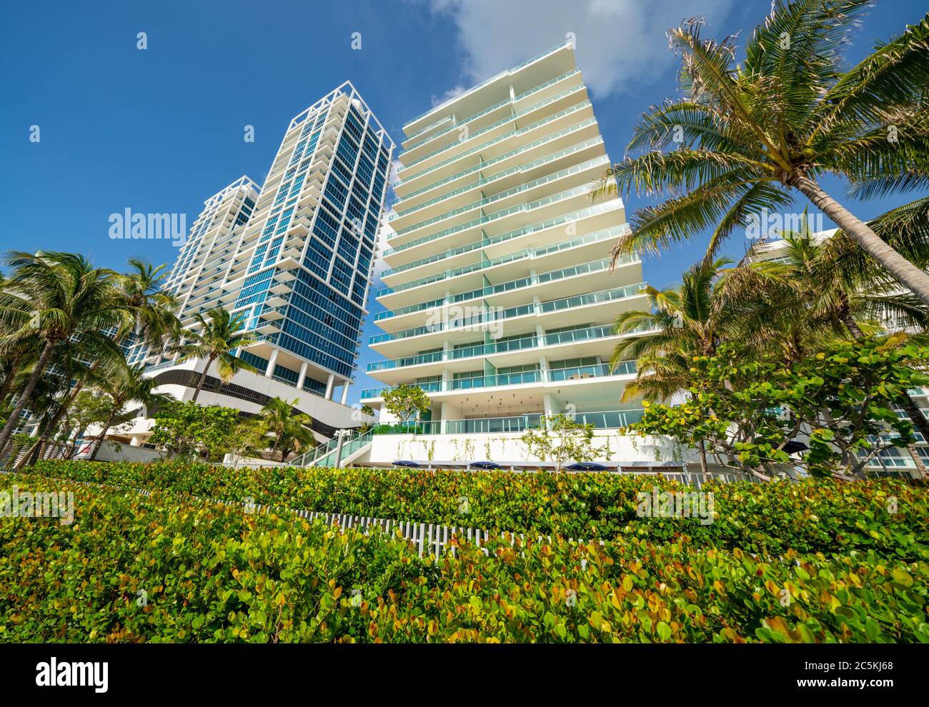 Colorful scene Miami Beach FL Stock Photo - Alamy