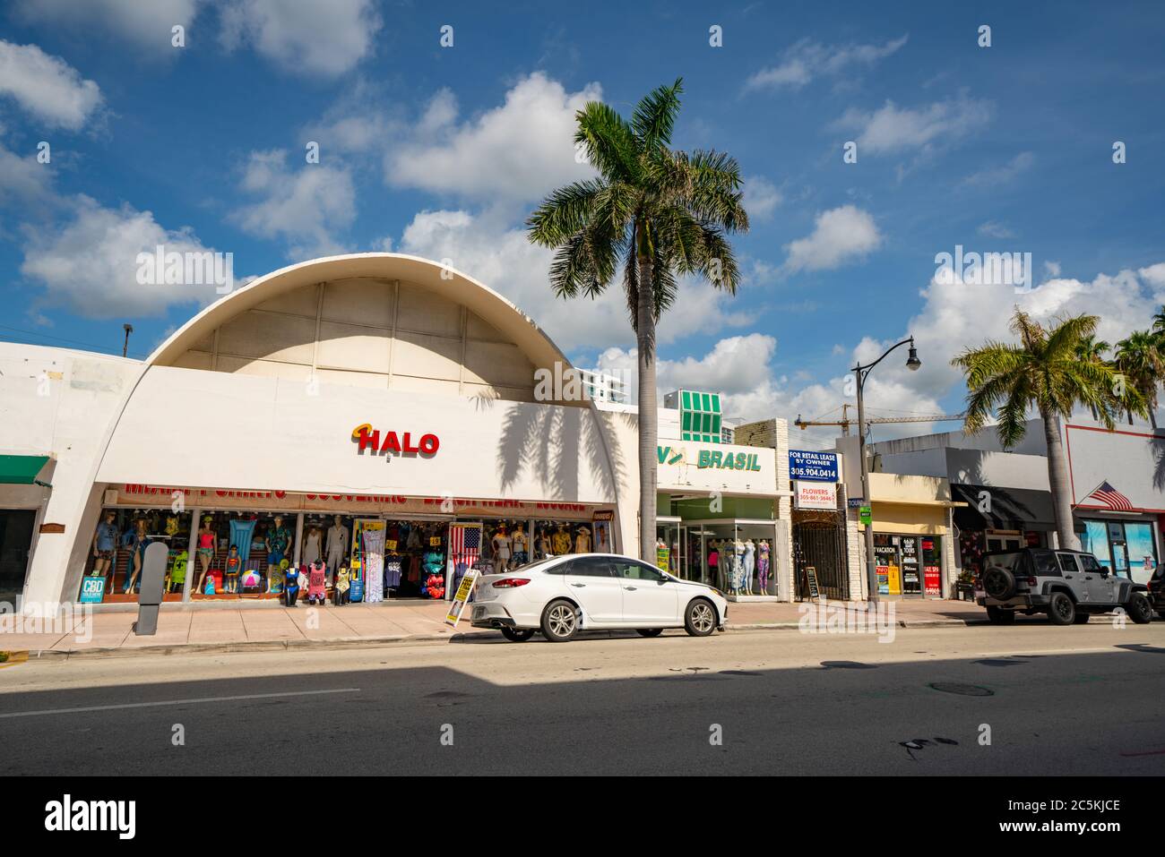Tourist shops Miami Beach Collins Avenue Stock Photo - Alamy