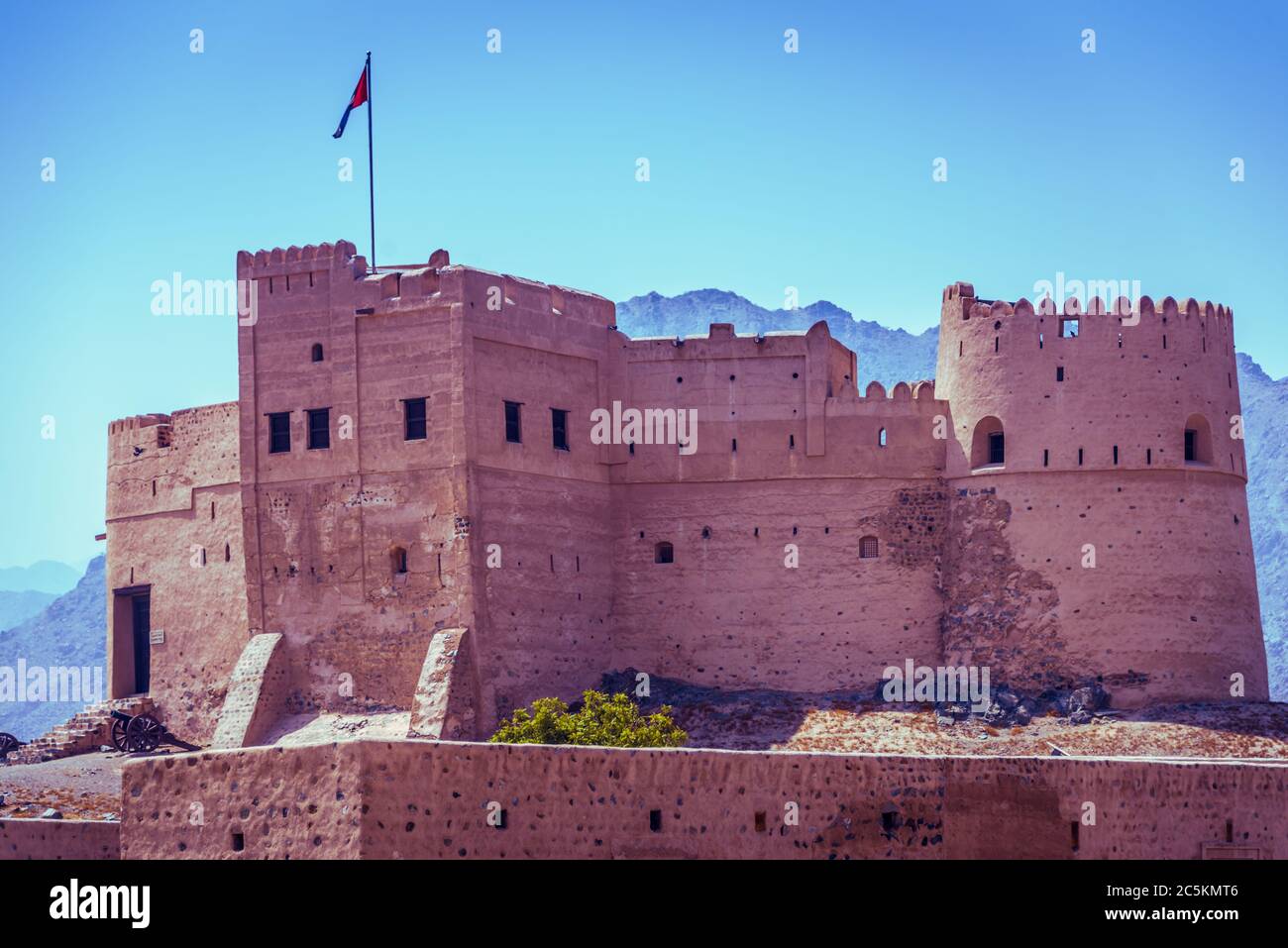 Fujairah Fort is a fort in the city of Fujairah United Arab Emirates ...