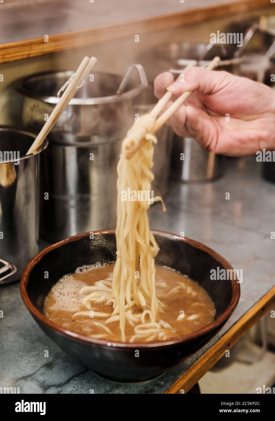 Japanese Ramen being prepared Stock Photo - Alamy