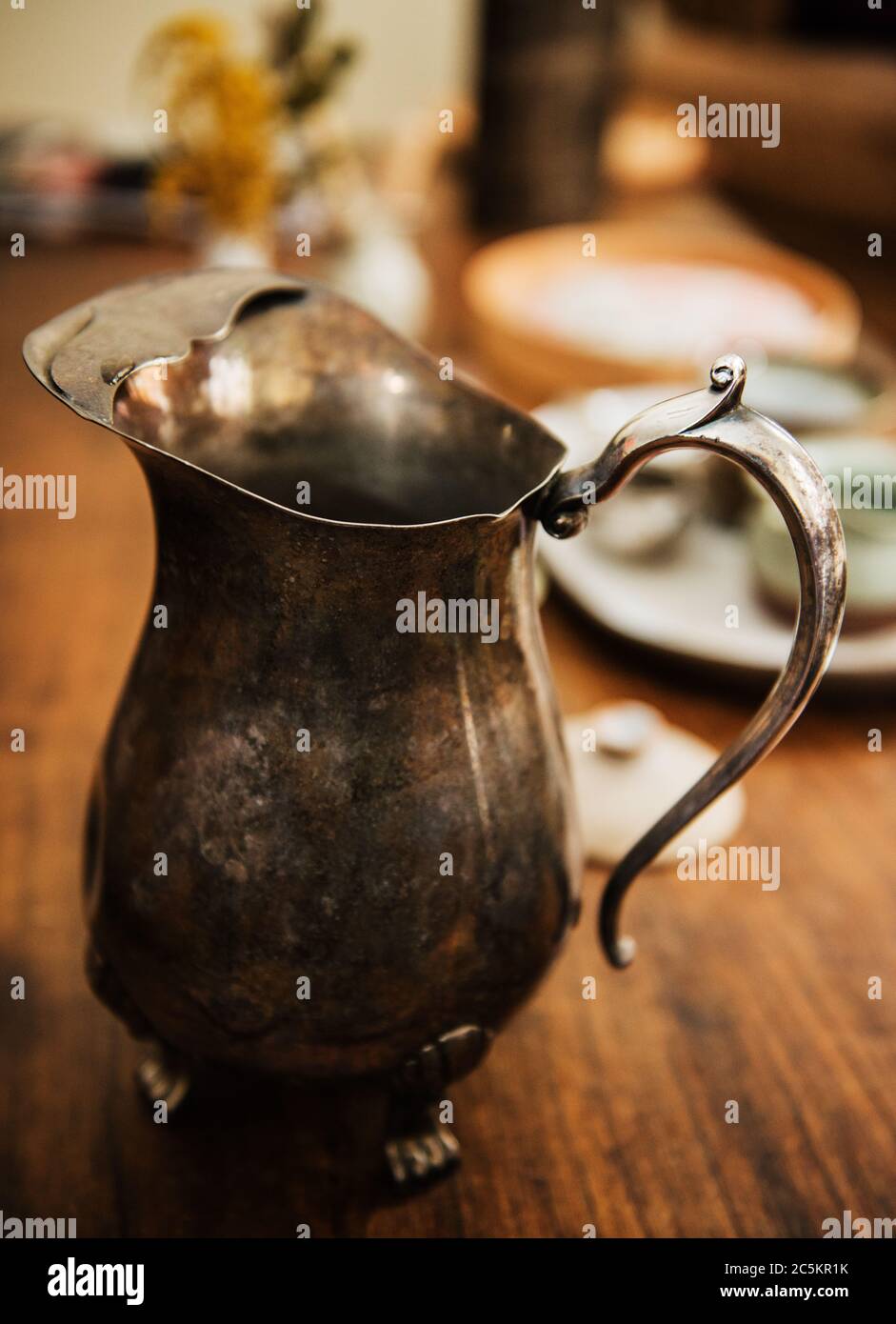 antique tea pot Stock Photo - Alamy