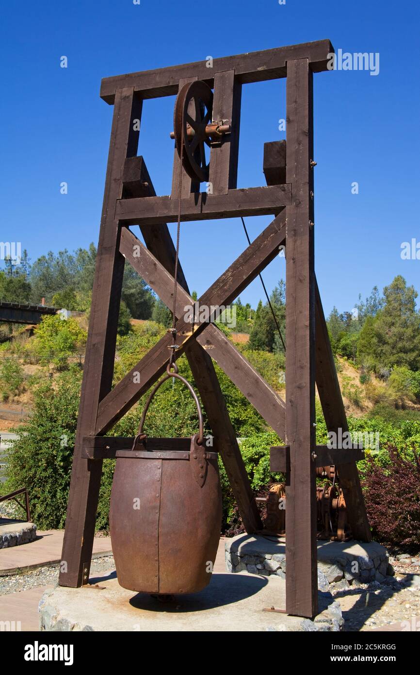 Old gold mining equipment historic hi-res stock photography and images ...