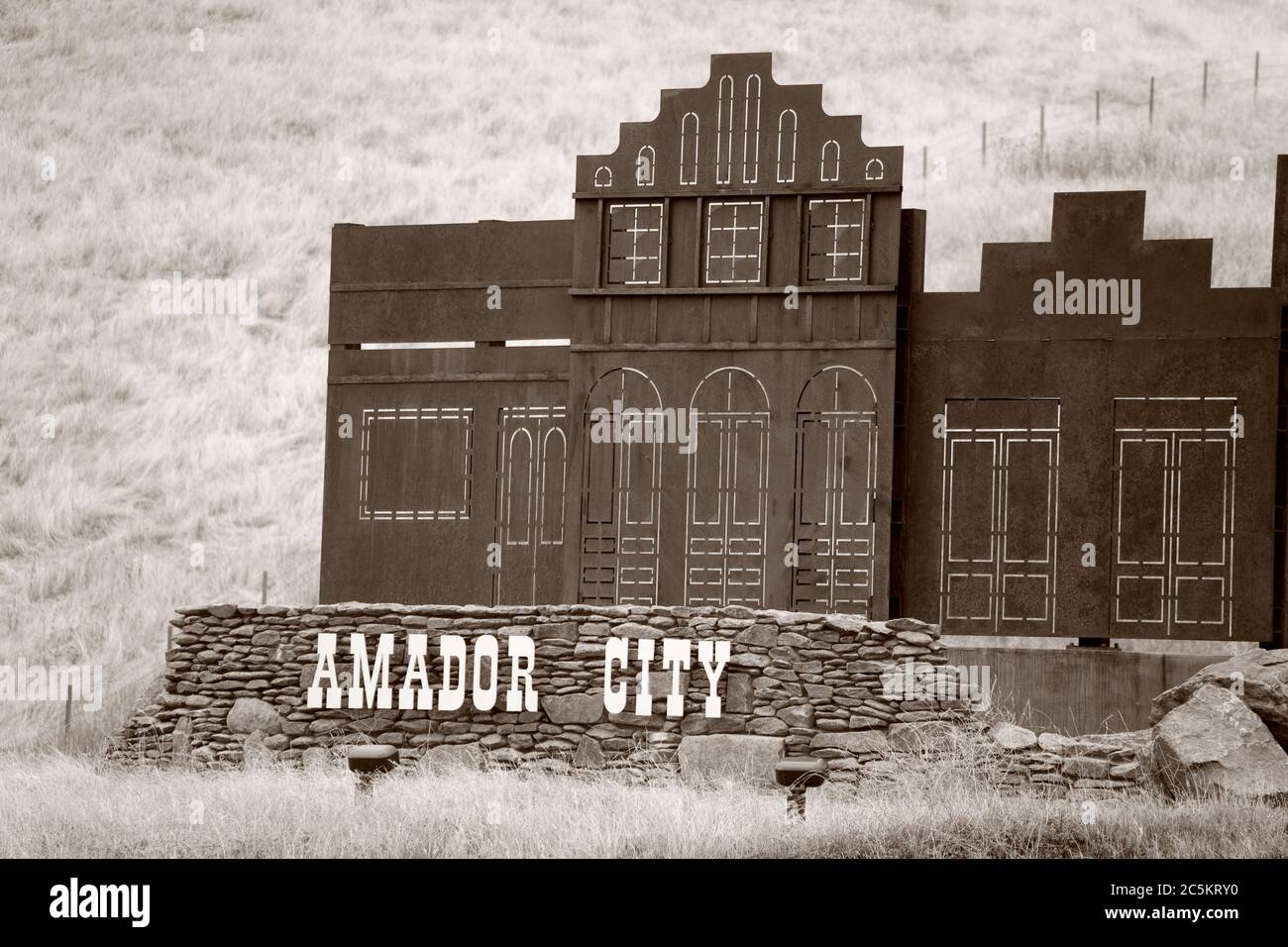 Highway 49 sign california hi-res stock photography and images - Alamy