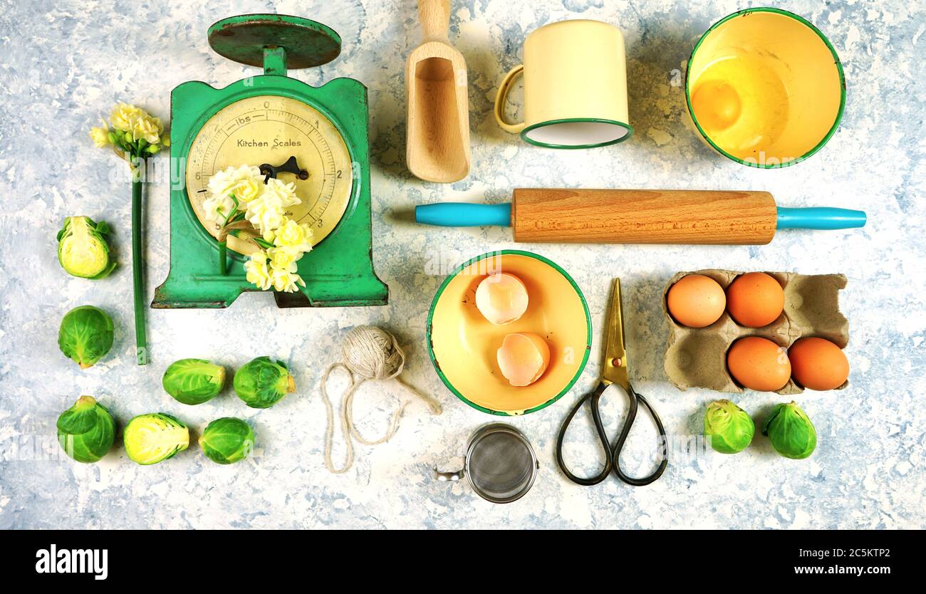 Vintage retro kitchenware and cooking ingredients creative layout ...