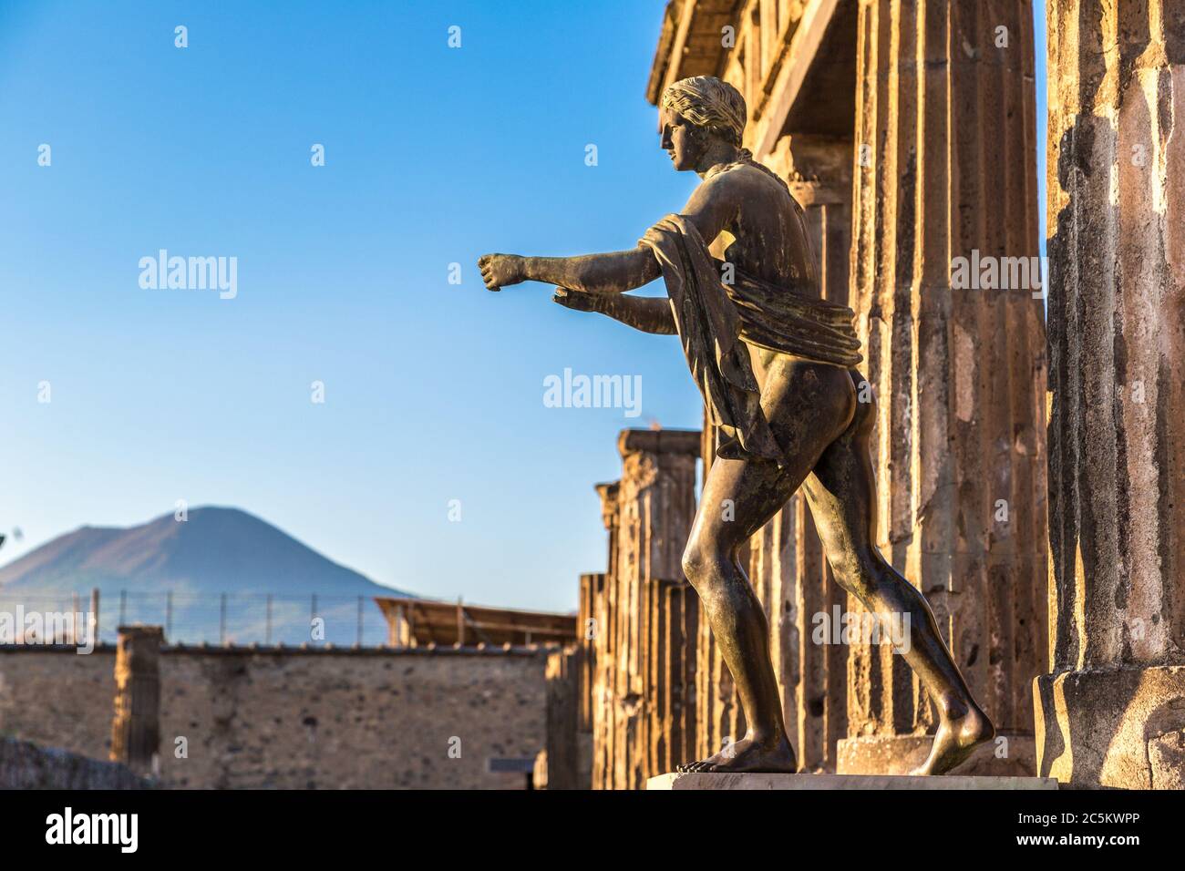 Pompeii city destroyed in 79BC by the eruption of Mount Vesuvius Stock ...