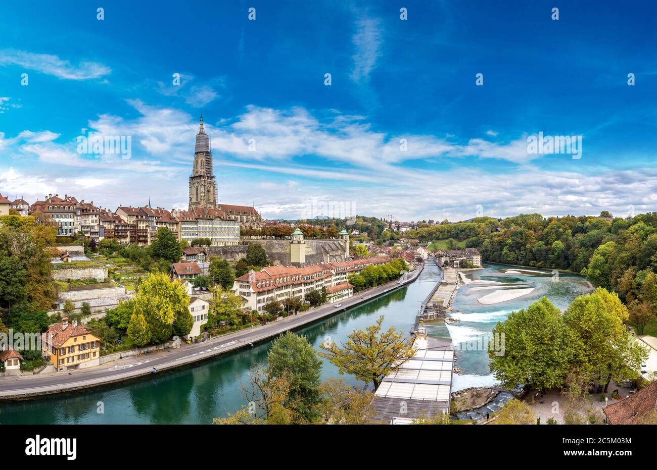 Panoramic view of Bern and Berner Munster cathedral in Switzerland ...