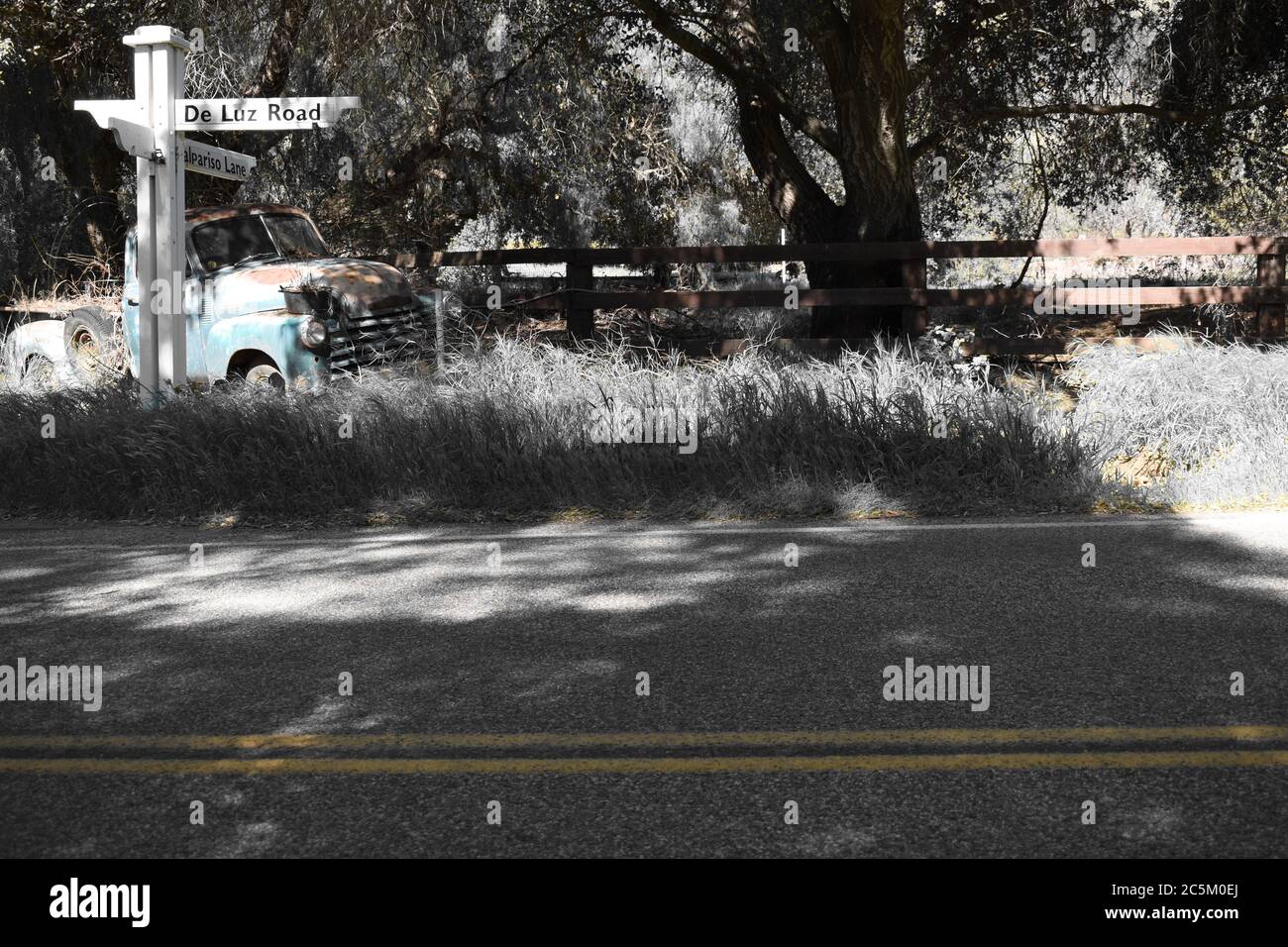 Us road in 1950s hi-res stock photography and images - Alamy