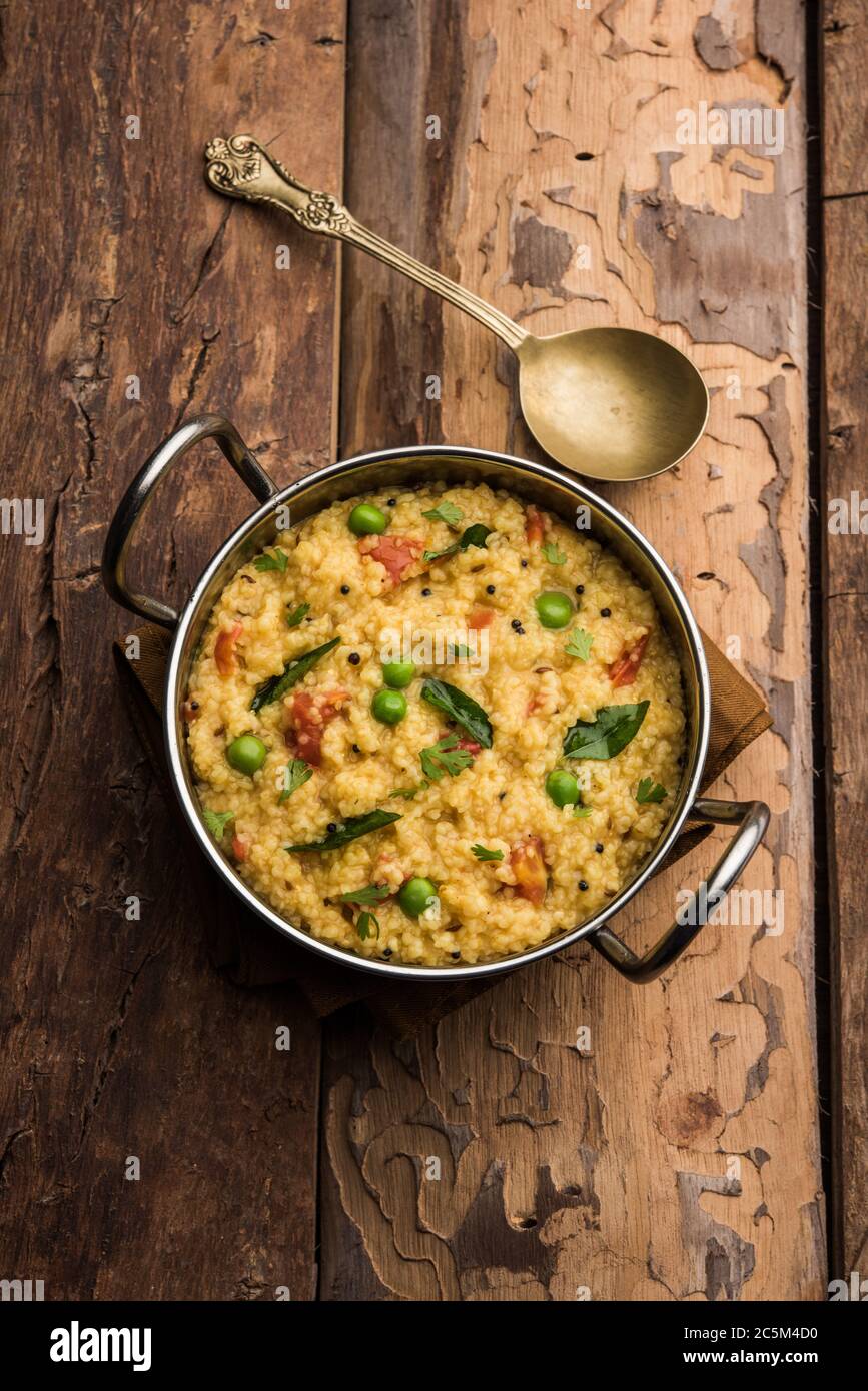 Vegetable Dalia or Daliya Khichadi or Broken Wheat Khichdi with tomato ...