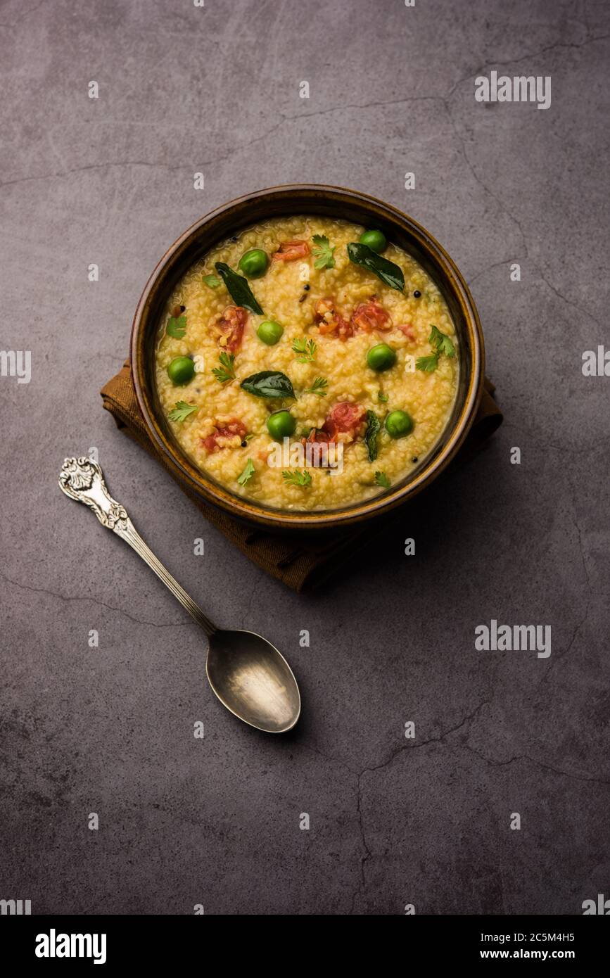 Vegetable Dalia or Daliya Khichadi or Broken Wheat Khichdi with tomato ...