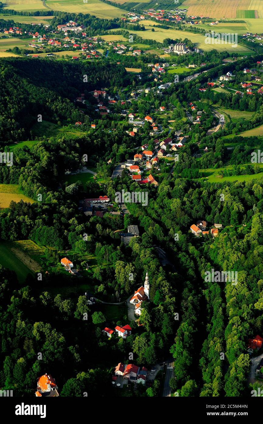 Golden train hi-res stock photography and images - Alamy