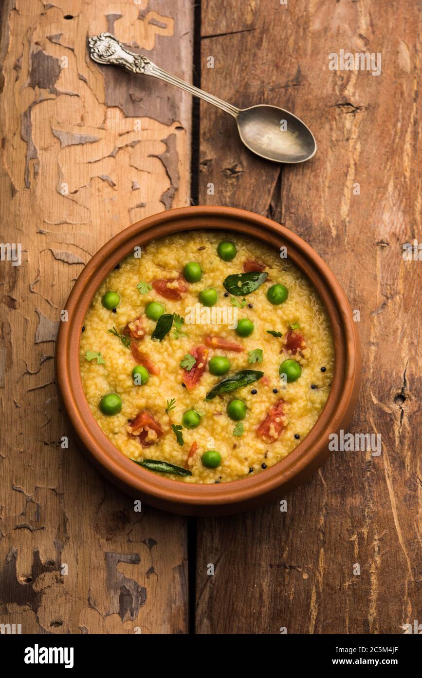 Vegetable Dalia or Daliya Khichadi or Broken Wheat Khichdi with tomato ...