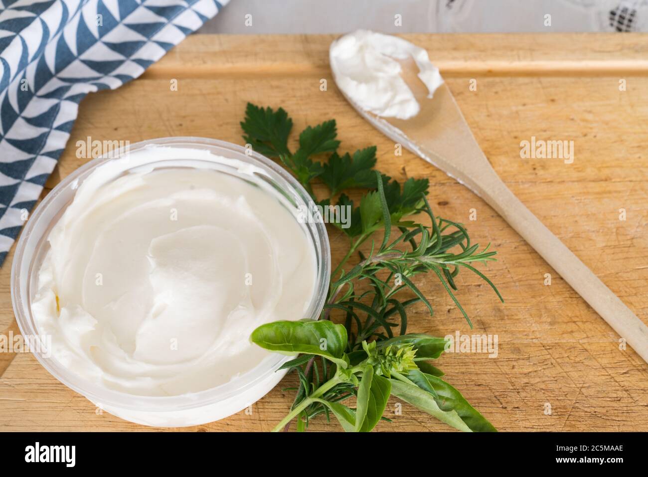 Home made Lebanese labneh / cream cheese Stock Photo - Alamy