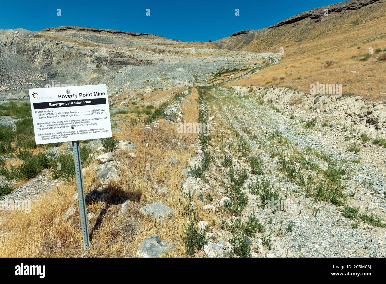 Holcim cement plant utah hi-res stock photography and images - Alamy