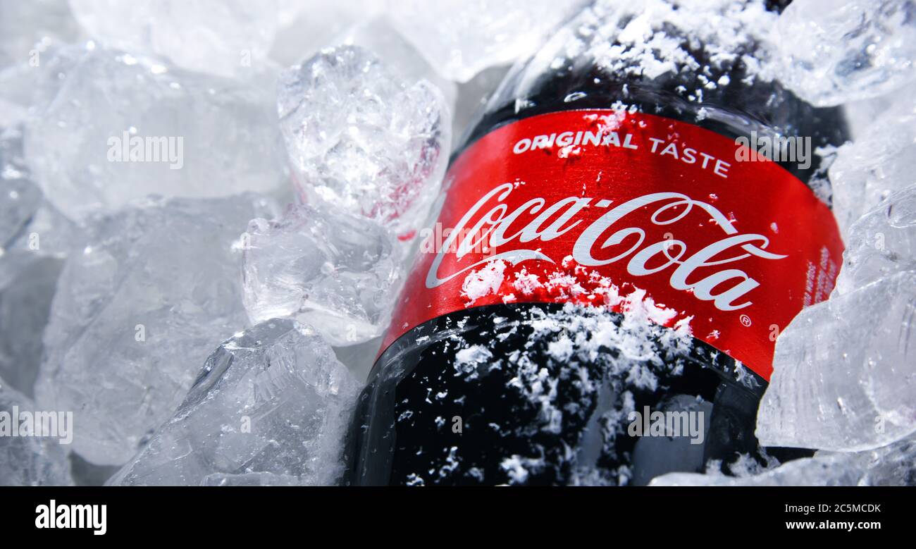Cola crushed ice bottle hi-res stock photography and images - Alamy