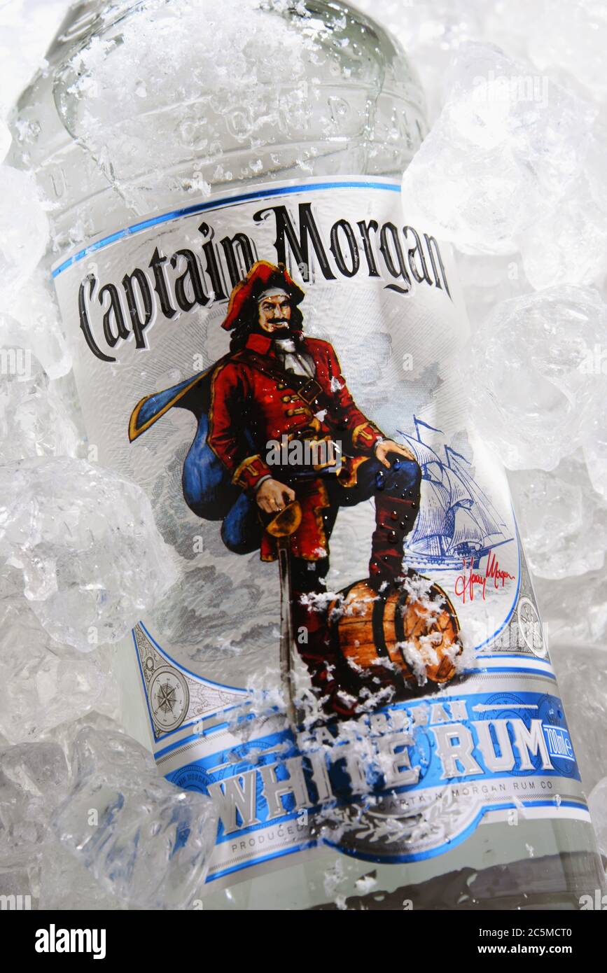 Captain morgan logo hi-res stock photography and images - Alamy