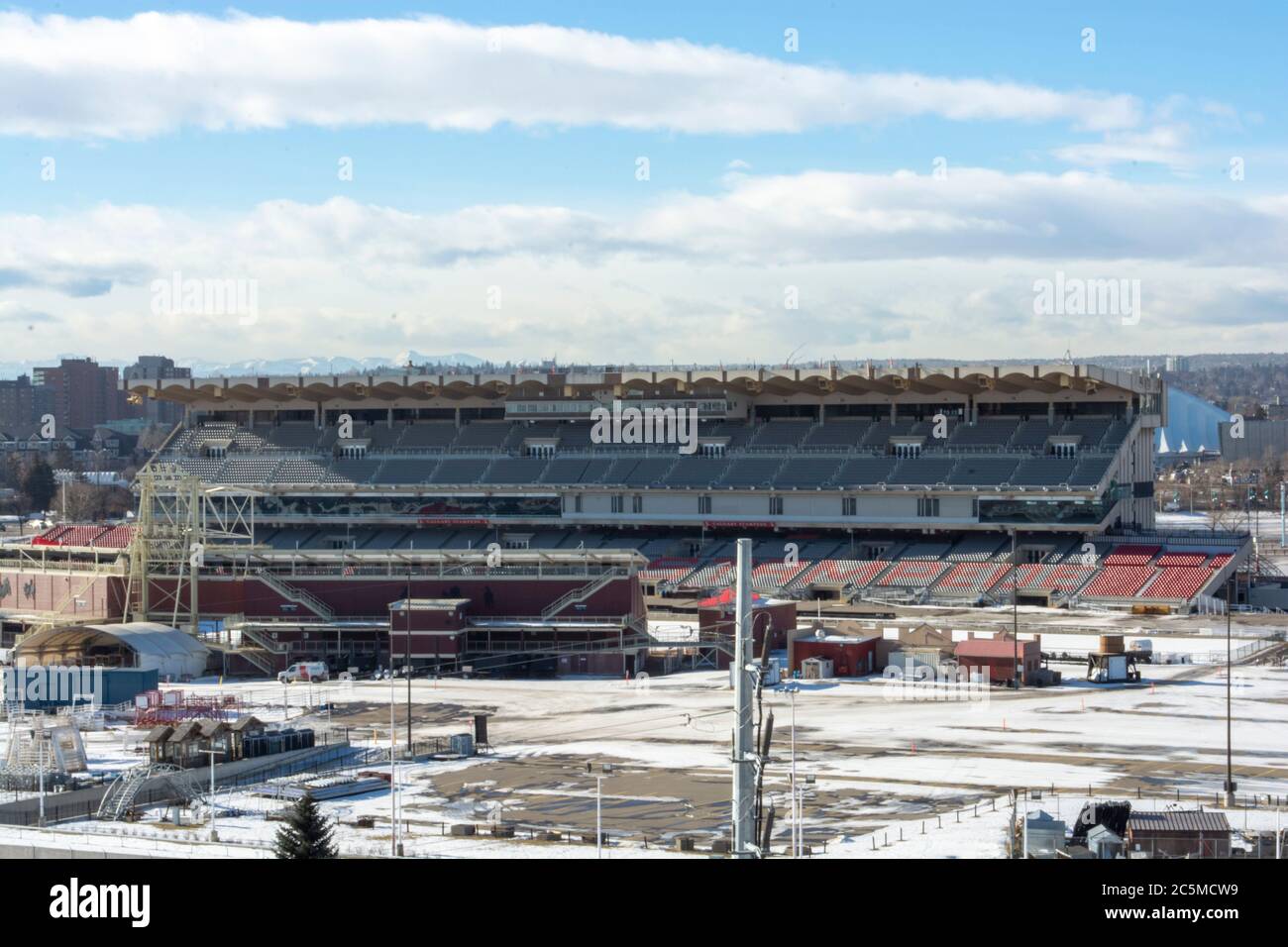 Grandstand seating hi-res stock photography and images - Alamy