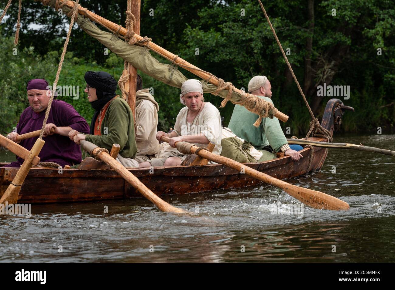 Sailing ship in medieval era hi-res stock photography and images - Alamy