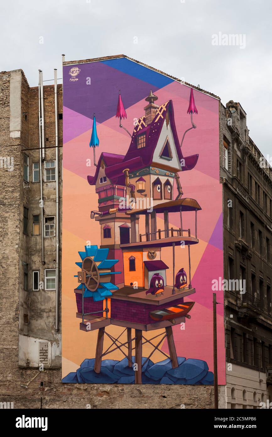 Graffiti art angry birds hi-res stock photography and images - Alamy