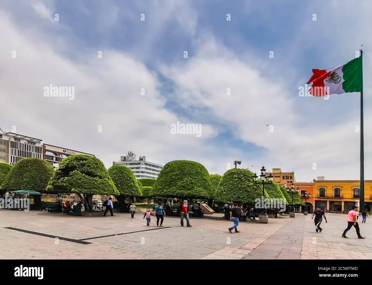 Plaza principal main square leon hi-res stock photography and images ...