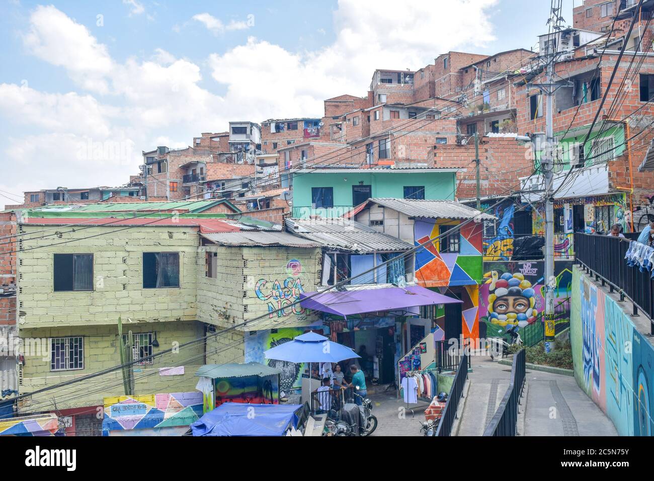 Comuna 13, Medellin, Colombia Stock Photo - Alamy