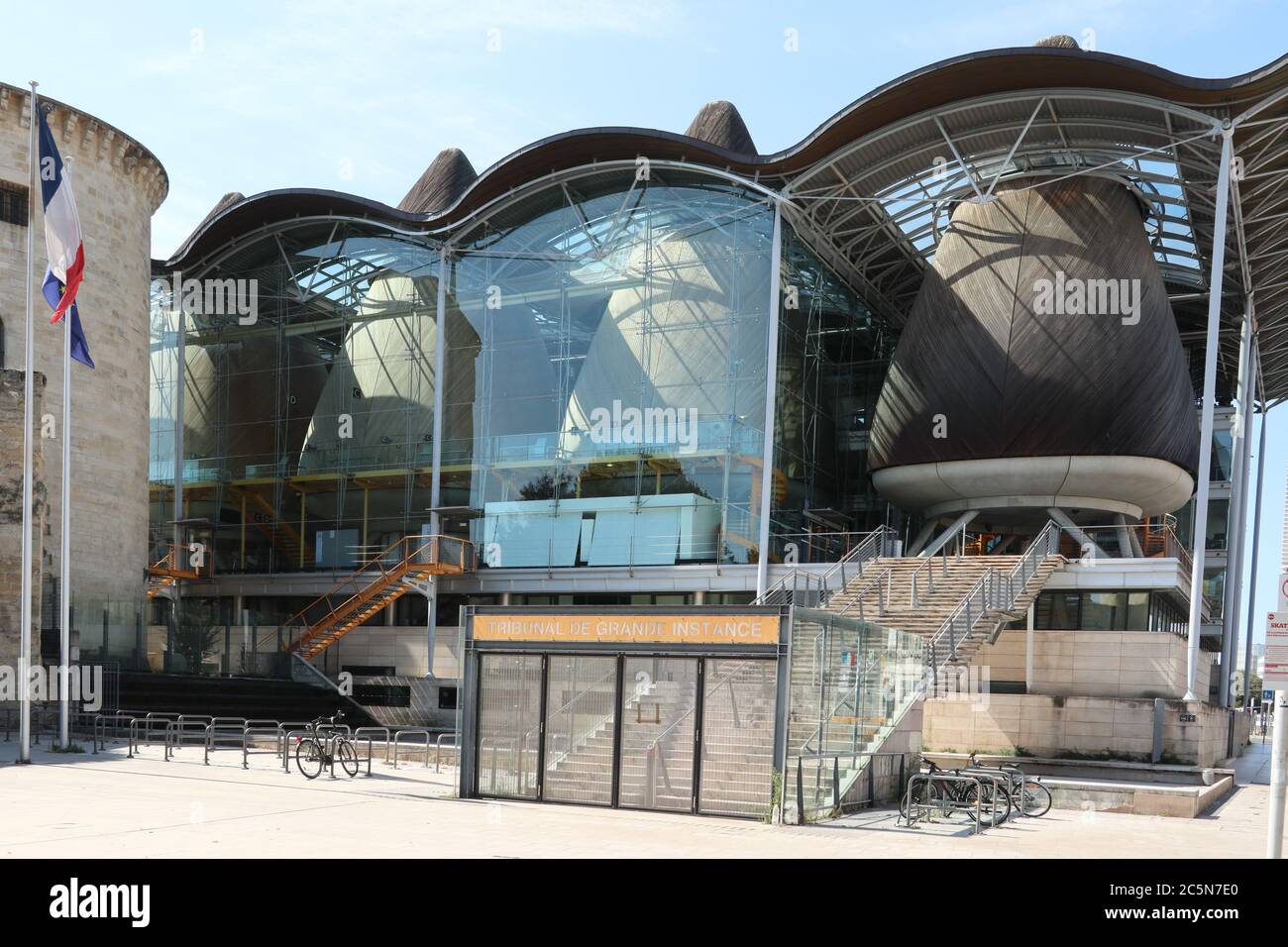 Bordeaux, Nouvelle aquitaine / France - 09 02 2018 : tribunal de grande ...