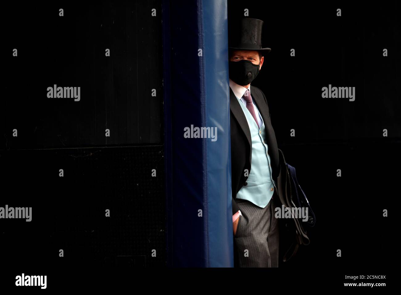 Andrew balding horse hi-res stock photography and images - Alamy