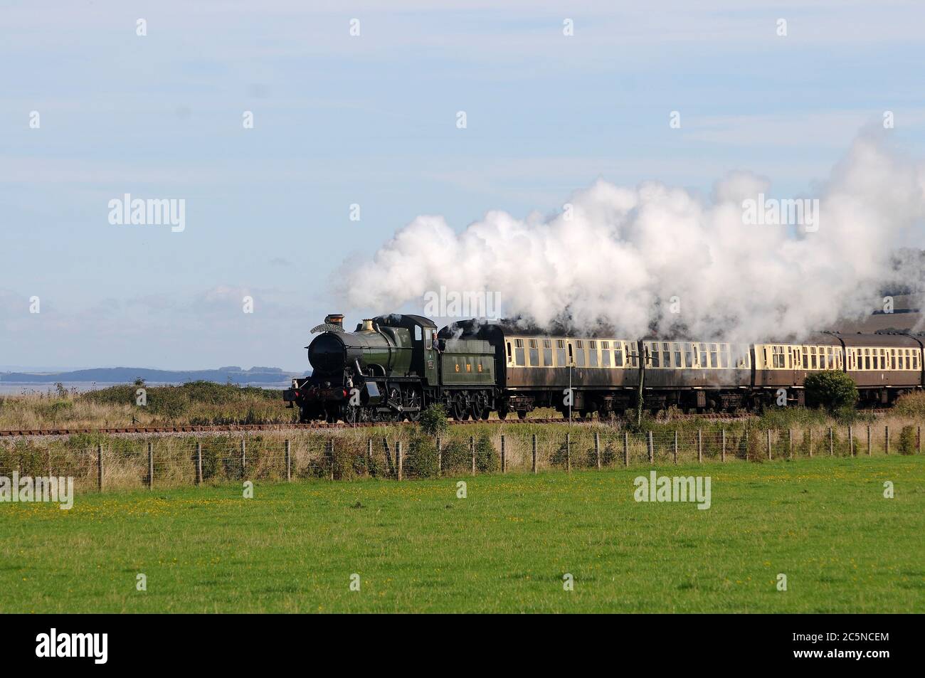 "9351" leaving Blue Anchor with a Bishops Lydeard - Minehead train Stock Photo - Alamy