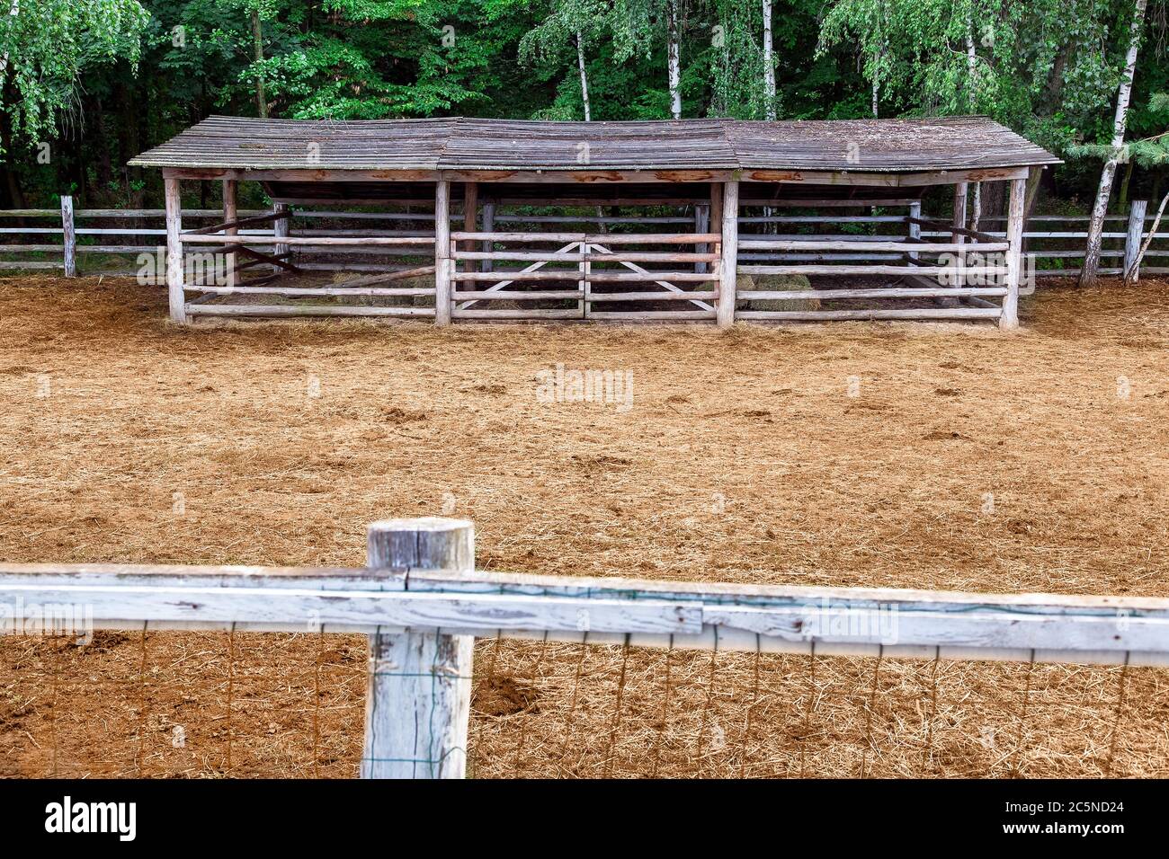 Land without fence hi-res stock photography and images - Alamy