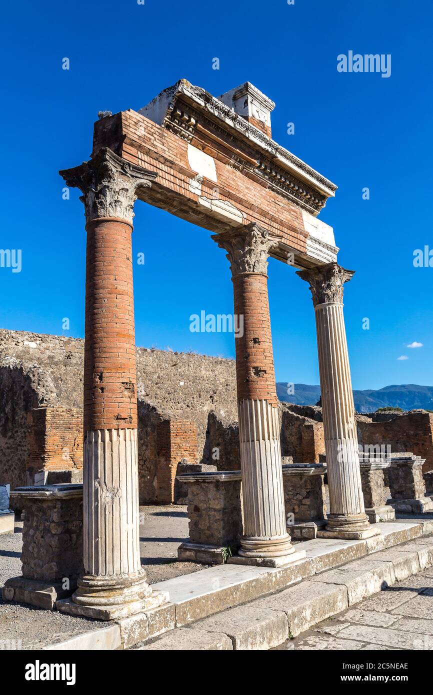 Pompeii city destroyed in 79BC by the eruption of Mount Vesuvius Stock ...