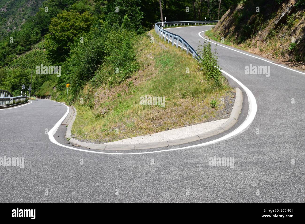 twisted road into the Mosel valley Stock Photo - Alamy
