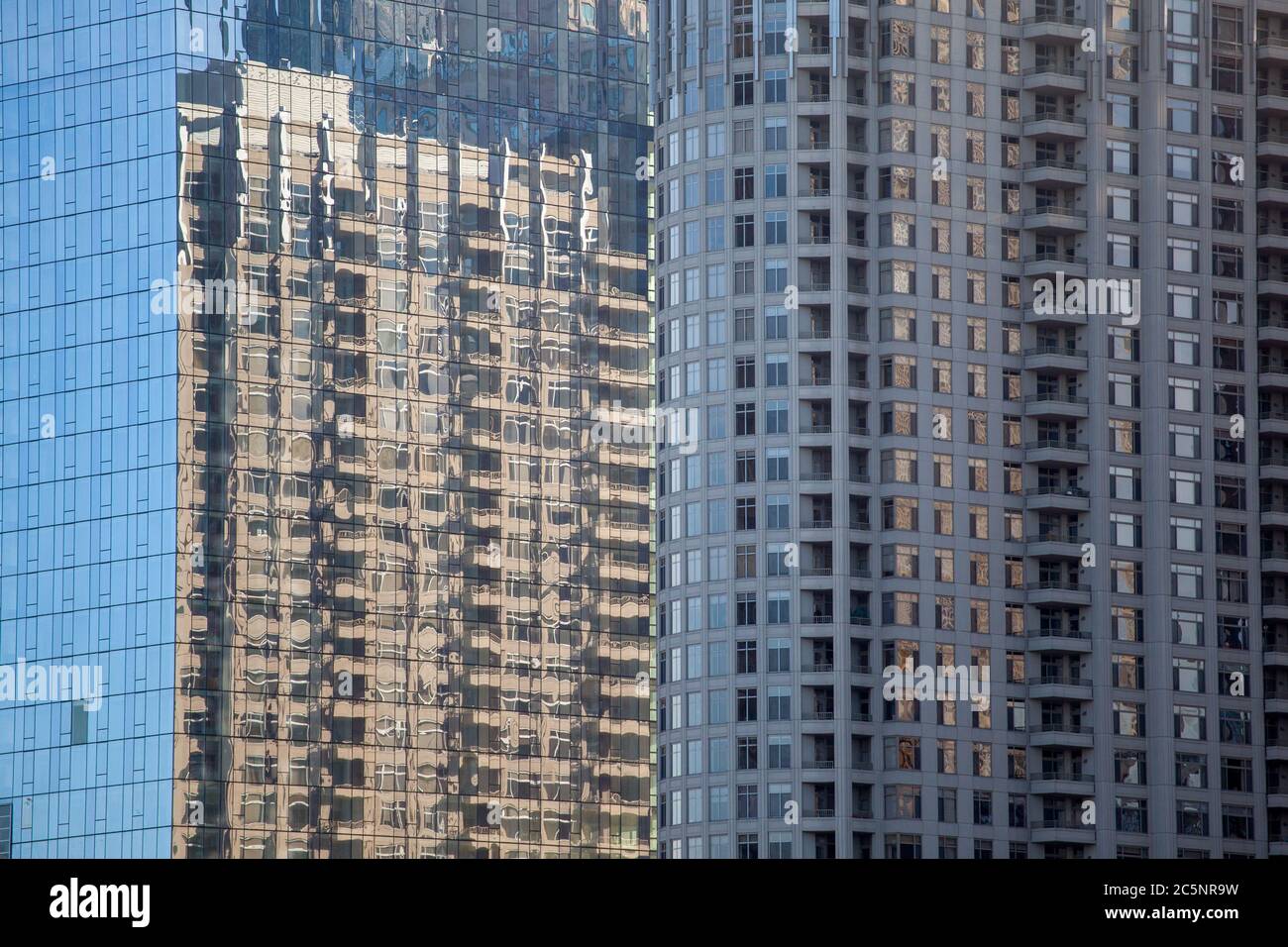 Tall glass buildings hi-res stock photography and images - Alamy