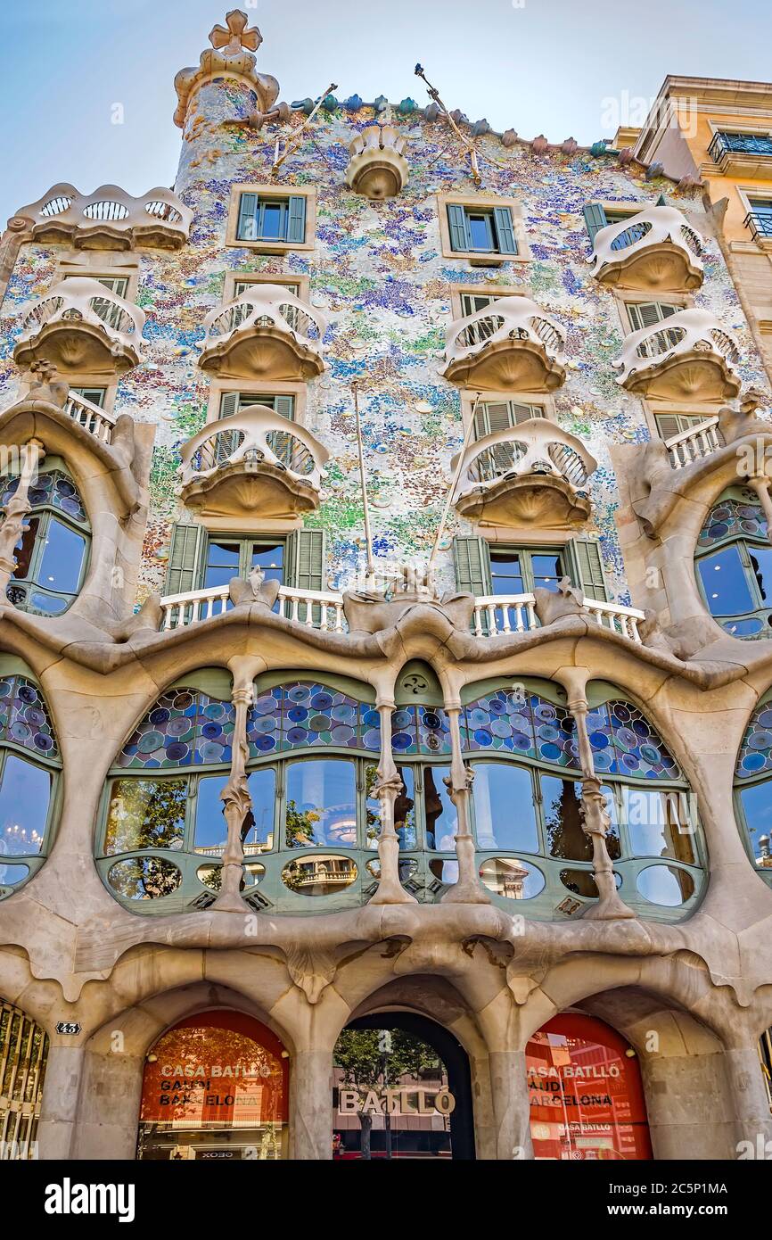 BARCELONA, SPAIN - JULY 5, 2016: The facade of the Casa Batllo (house ...
