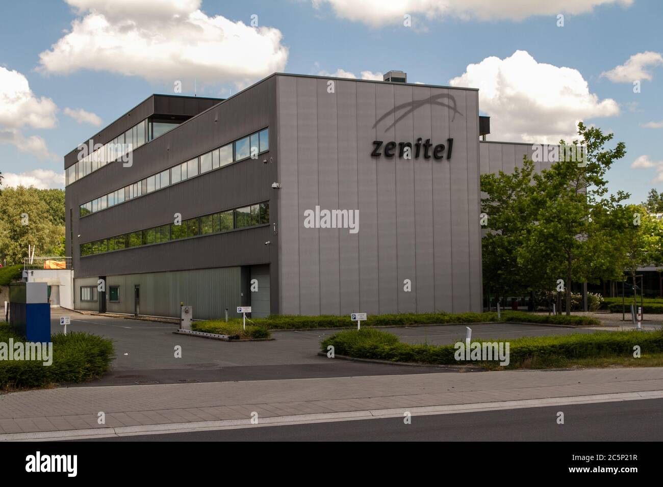 Zenitel hi-res stock photography and images - Alamy