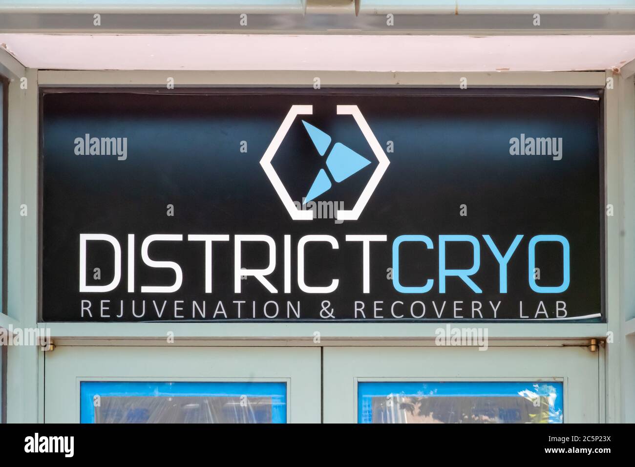 District cryo hi-res stock photography and images - Alamy
