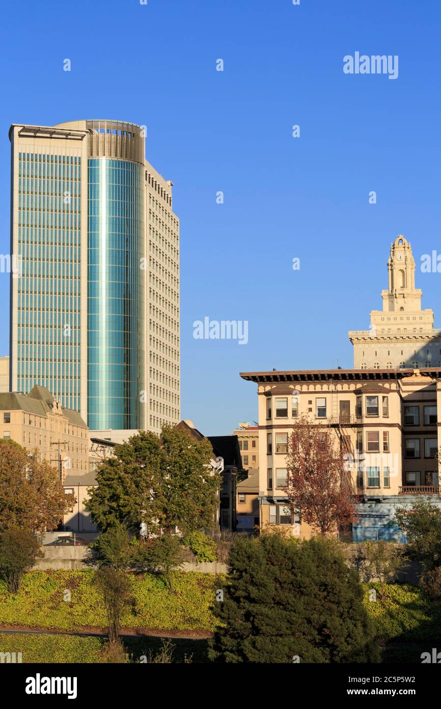 State office tower hi-res stock photography and images - Alamy