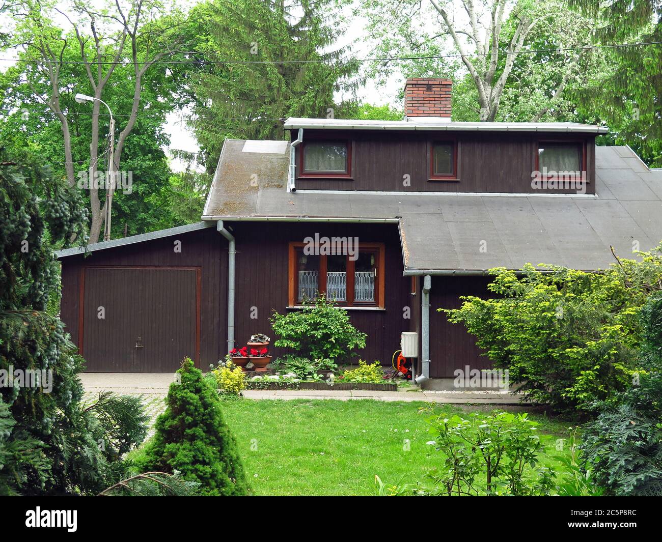 Finnish wooden house in the Lazienki park Stock Photo - Alamy