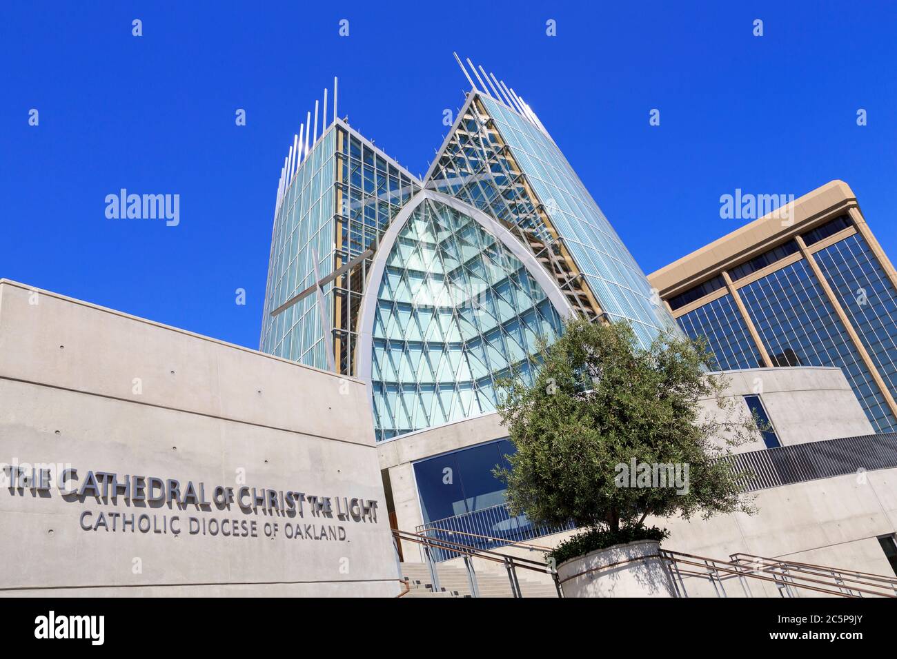 Cathedral of Christ the Light,Oakland,California,USA Stock Photo - Alamy