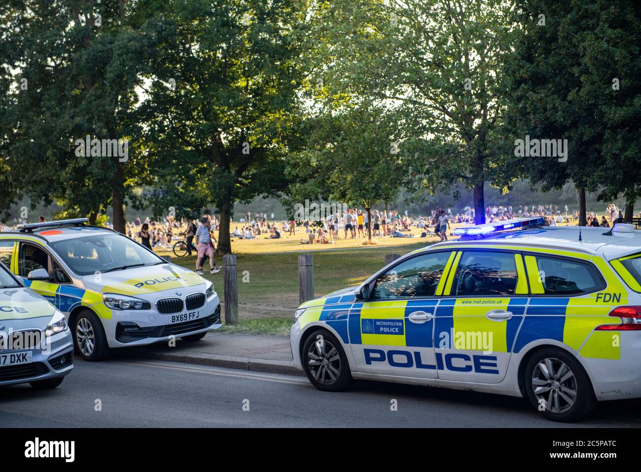 Iconic police car uk hi-res stock photography and images - Alamy