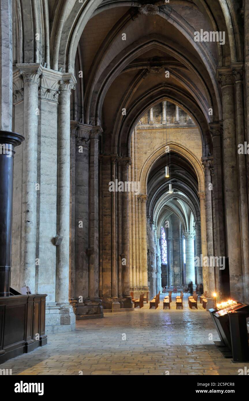 Medieval gothic architecture chartres cathedral hi-res stock ...
