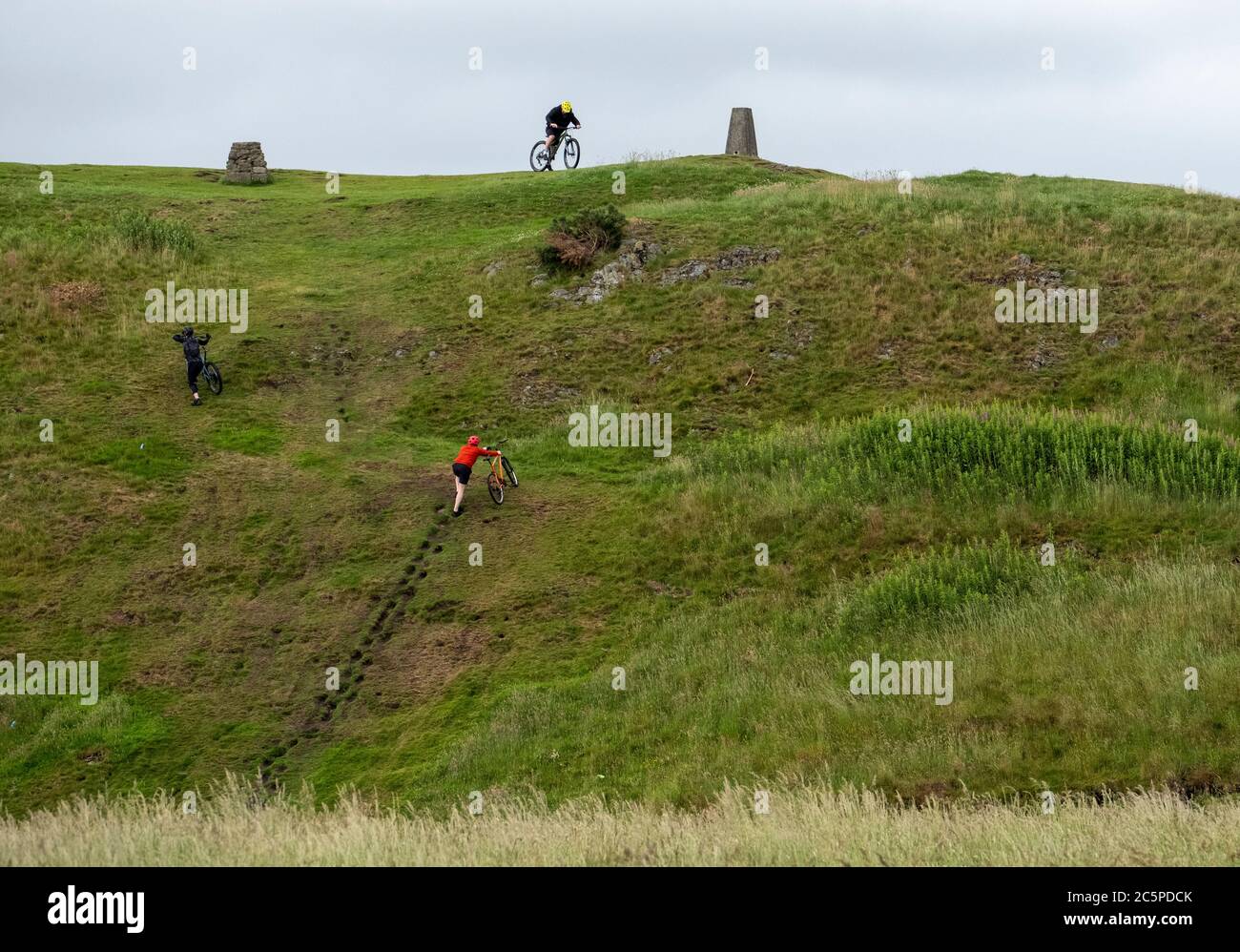 Top cyclists hi-res stock photography and images - Alamy