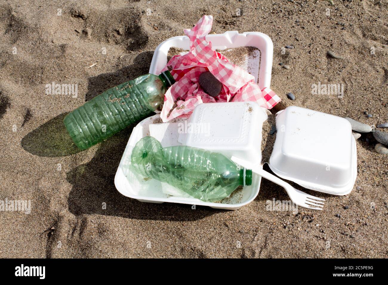 Take Away Food Containers High Resolution Stock Photography and Images ...