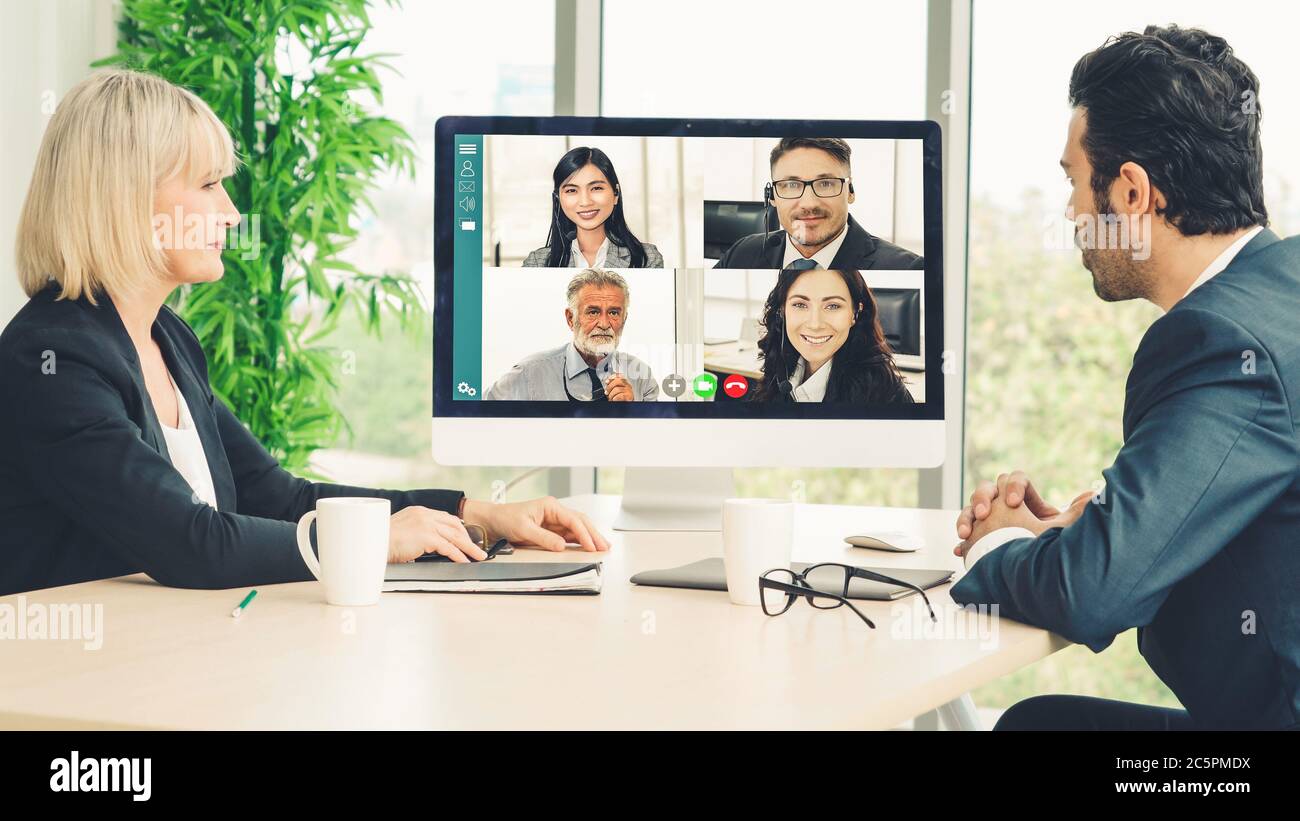 Zoom meeting screen people hi-res stock photography and images - Alamy