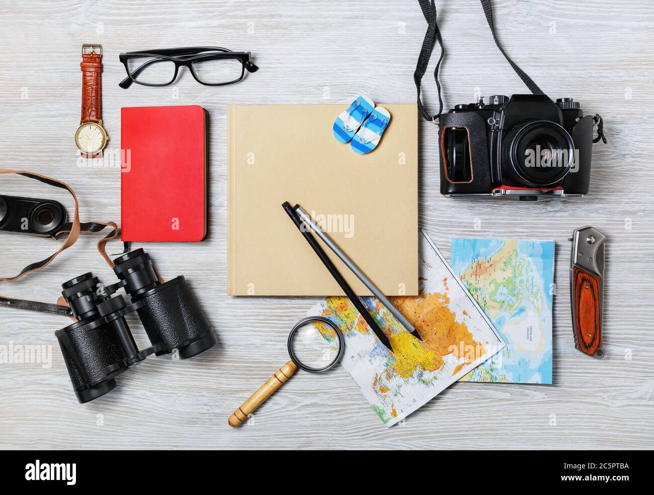 Devices flat hi-res stock photography and images - Alamy