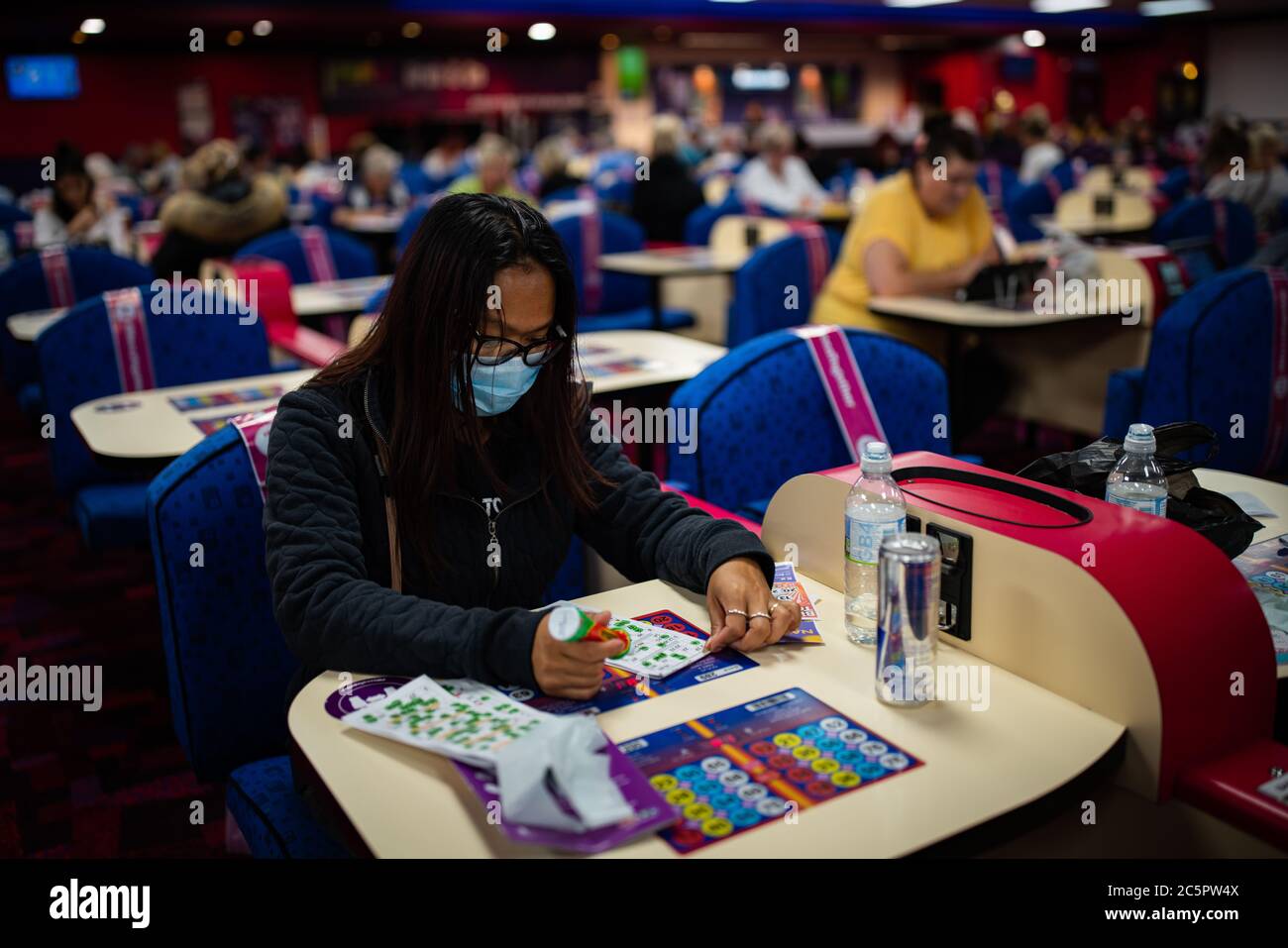 Members public play bingo mecca bingo hi-res stock photography and ...