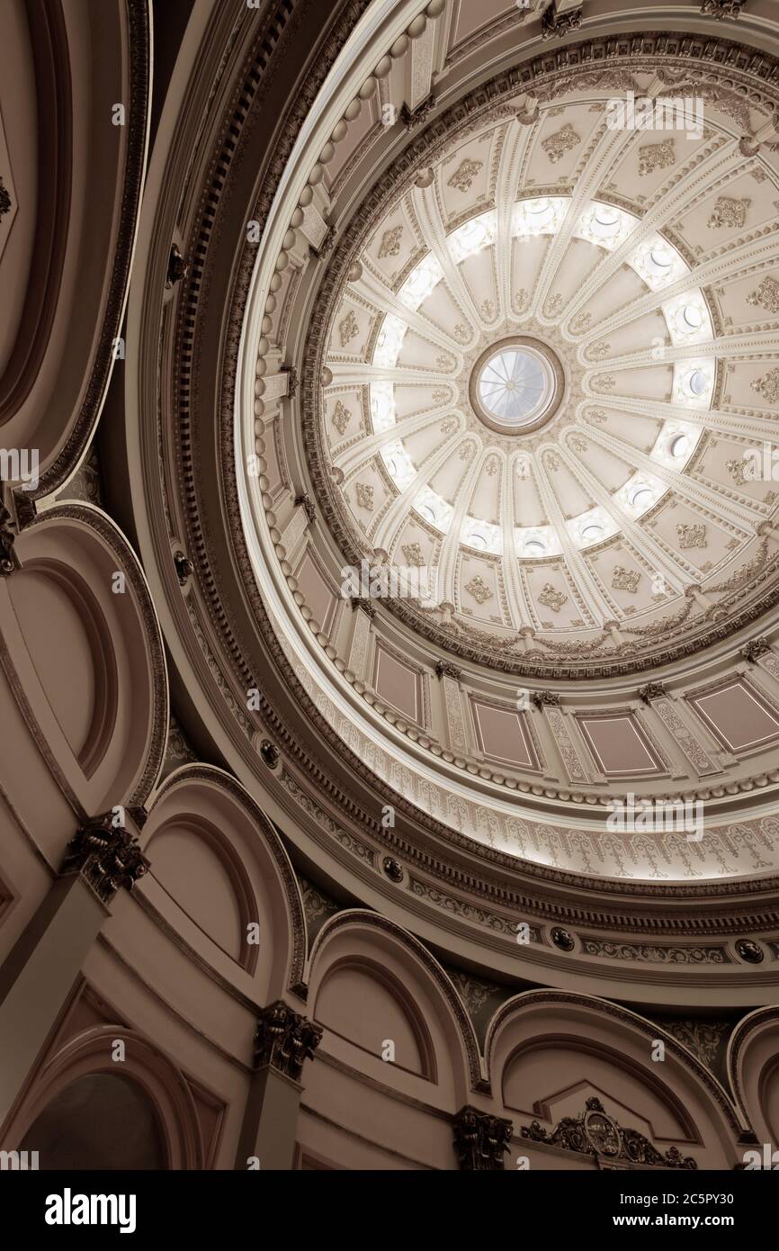 Rotunda in the State Capitol Building,Sacramento, California, USA Stock ...