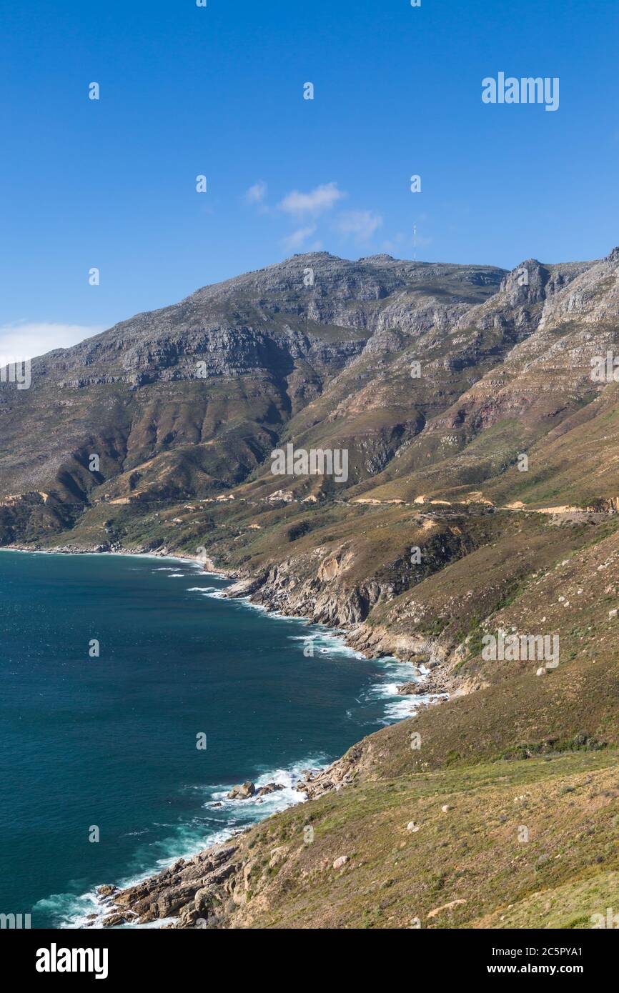 The rugged coastline at Chapman's Peak, near Cape Town Stock Photo - Alamy