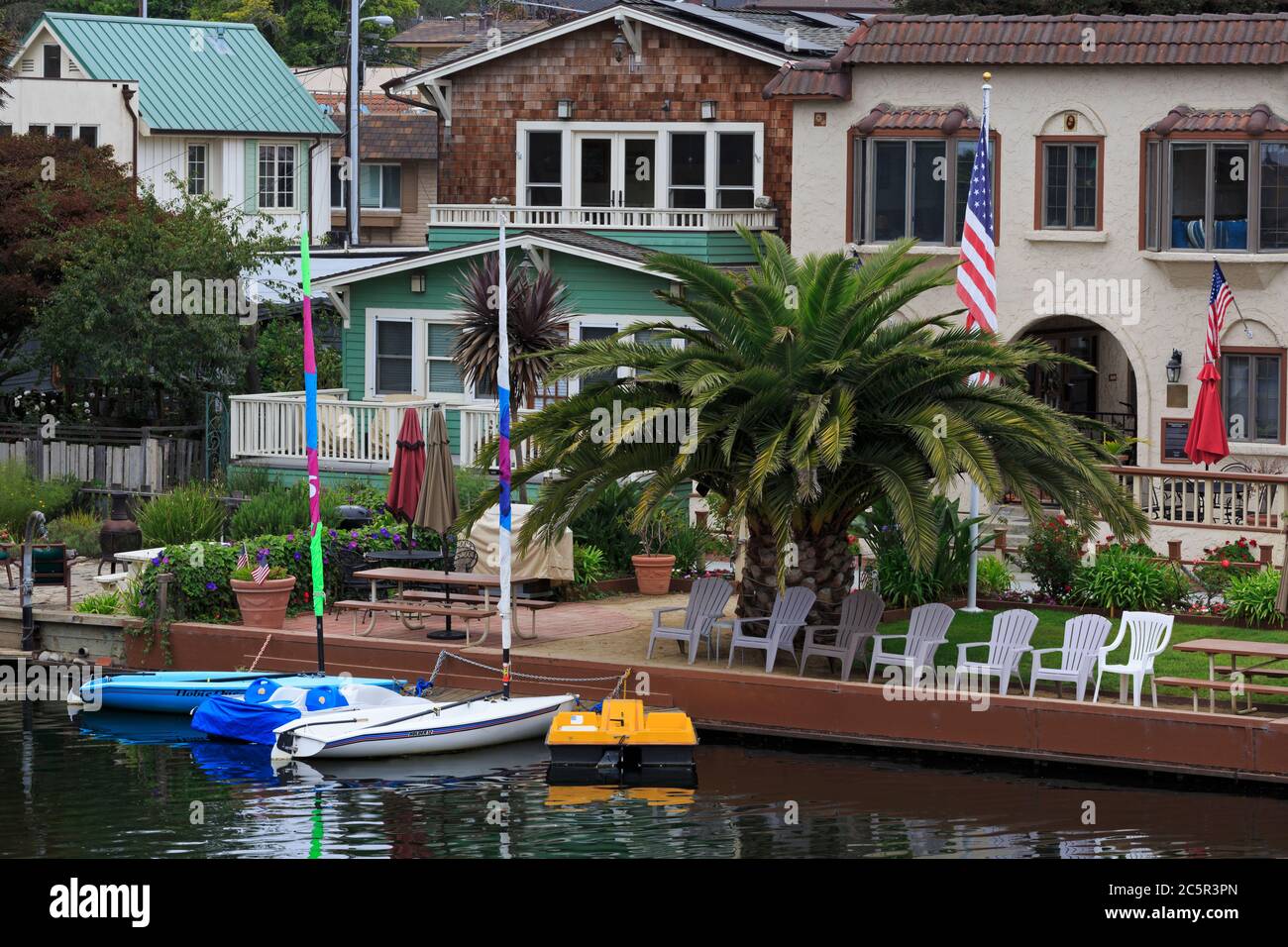 1 riverfront hi-res stock photography and images - Alamy