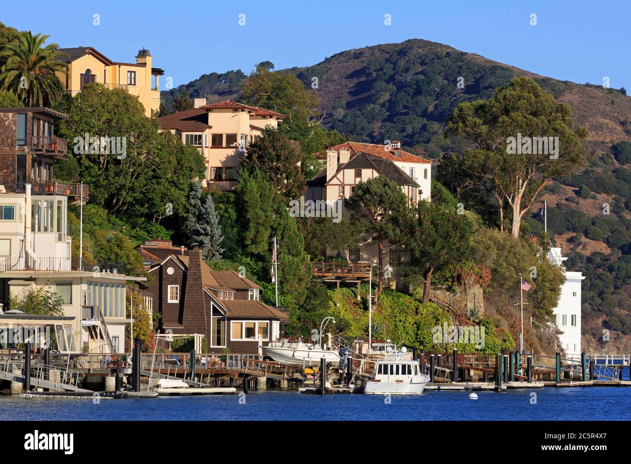 Homes in tiburon hi-res stock photography and images - Alamy