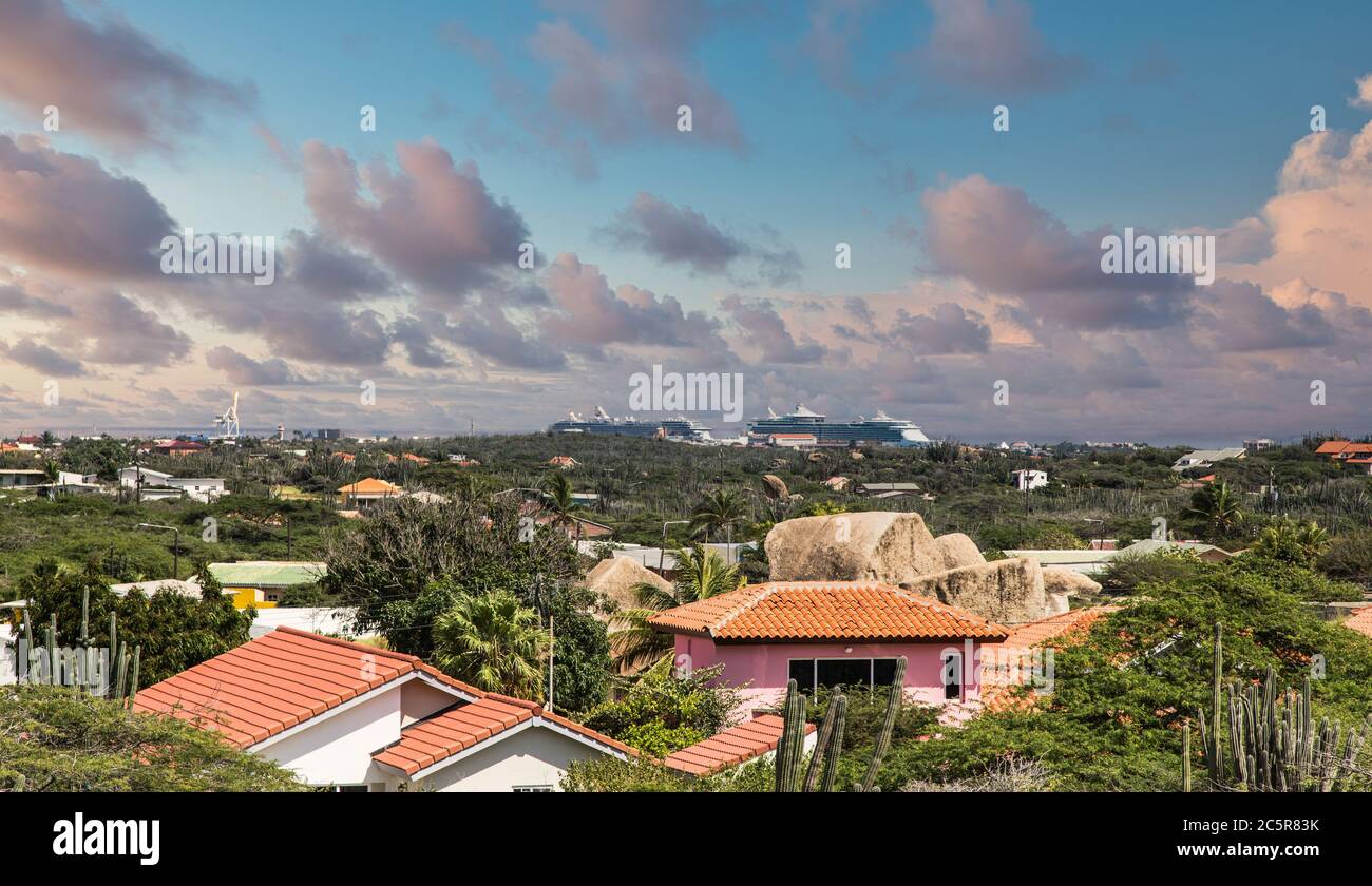 Aruba desert hi-res stock photography and images - Alamy